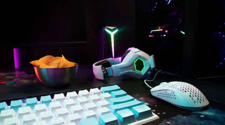 10 Coolest Gadgets to Elevate Your Gaming Experience